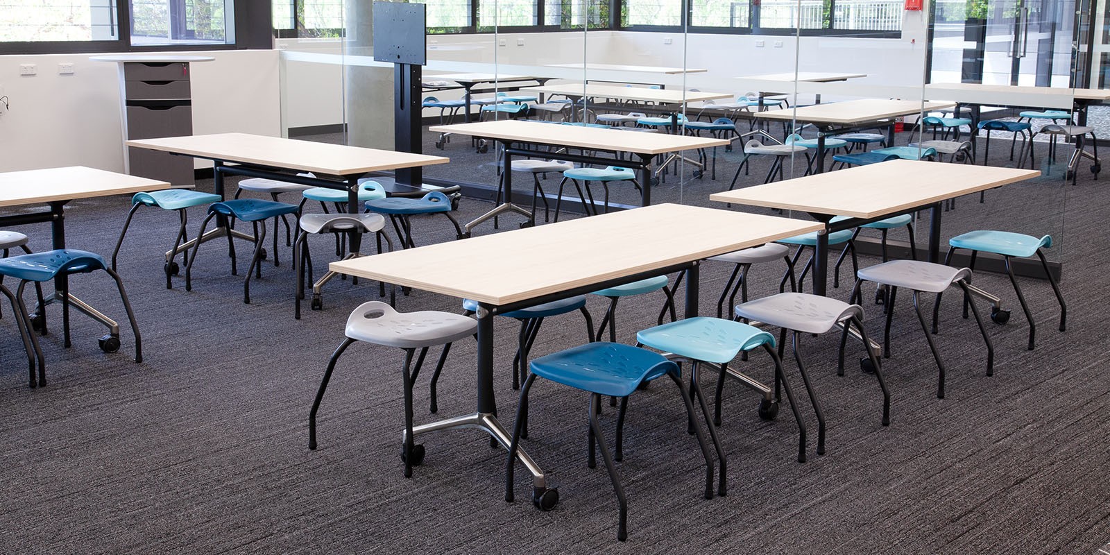 Dynami Apex 4 Point Student Chair - Low Back | BFX Furniture